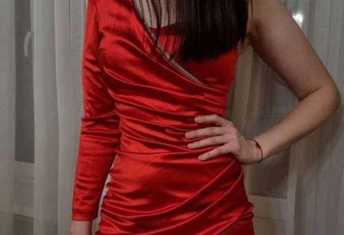 Вечернее красное платье новогоднее