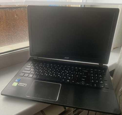 Acer aspire v5 573G