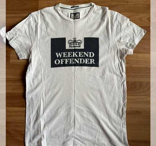 Футболка weekend offender