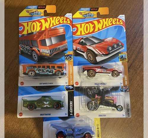 Машинки хот вилс hot wheels 5 шт