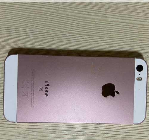 iPhone SE, 32 ГБ