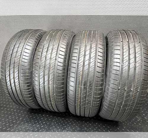 Kumho Solus HS63 215/60 R17 96H