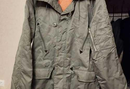 Куртка мужская зимняя размер (сломана молния)