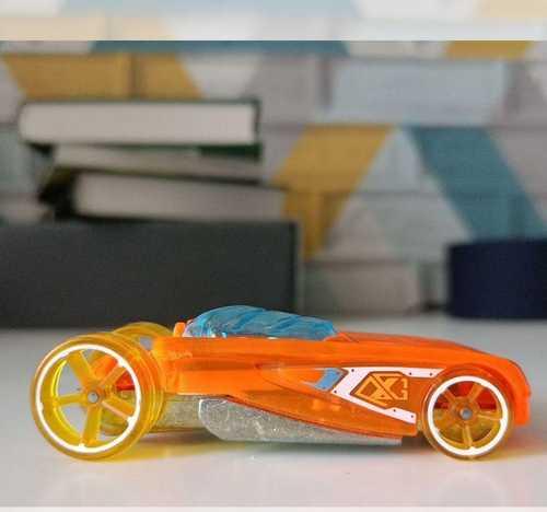 Hot wheels машинка