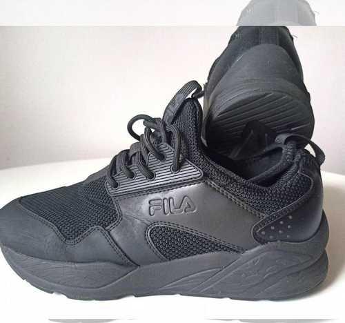 Кроссовки Fila 40 размер черные