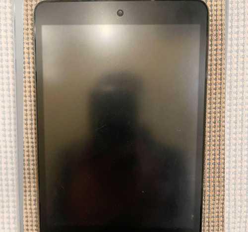 Планщет iPad 4 mini