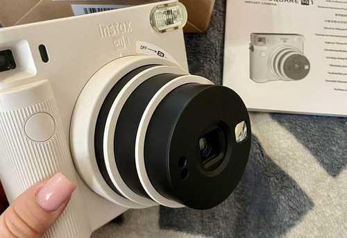 Фотоаппарат моментальной печати Fujifilm Instax