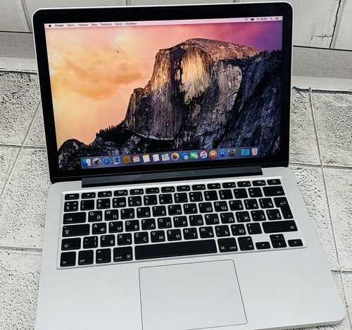 Macbook pro 13 2015 I5/8GB/512SSD