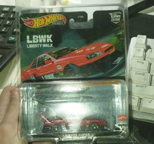 Hot wheels nissan Skyline r34lbwk