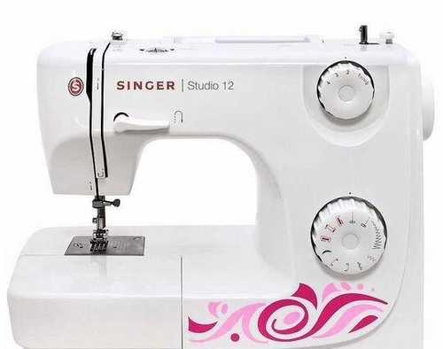 Швейная машина Singer Studio 12 белый