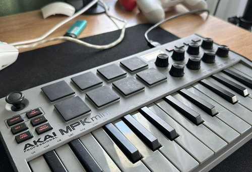 Midi клавиатура akai PRO mini MK3 Grey