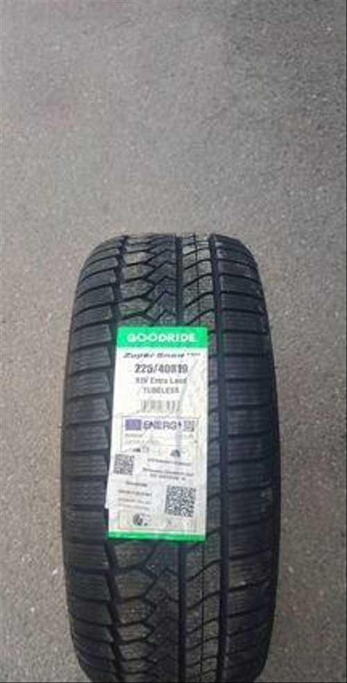 Goodride Zuper Snow Z-507 225/40 R19 93V
