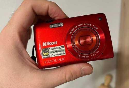 Компактный фотоаппарат nikon