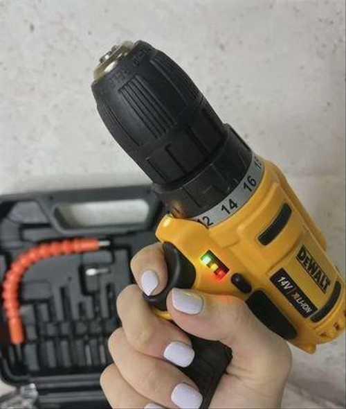 Шуруповерт 14v Dewalt