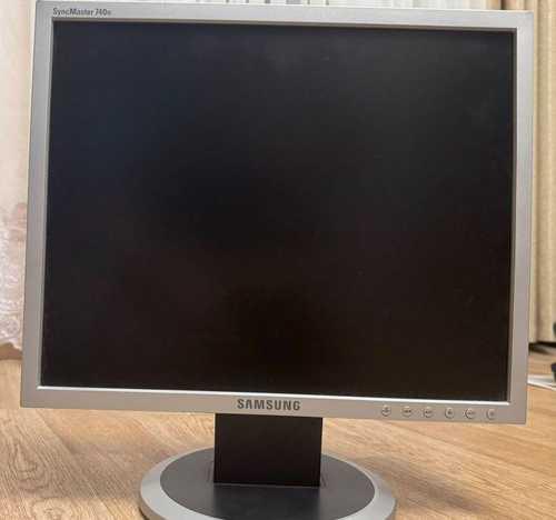 Samsung SyncMaster 740n