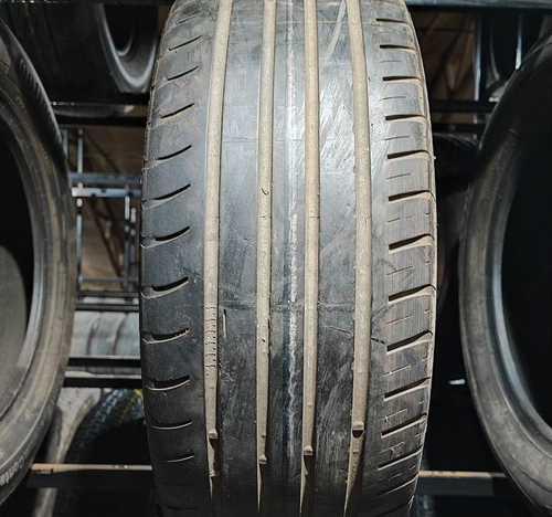 Viatti Strada Asimmetrico 215/60 R16 95V