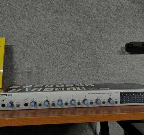 8-канальный предусилитель PreSonus DigiMax D8