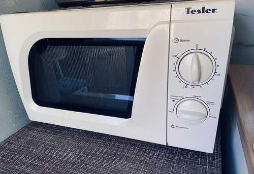 Микроволновая печь Tesler