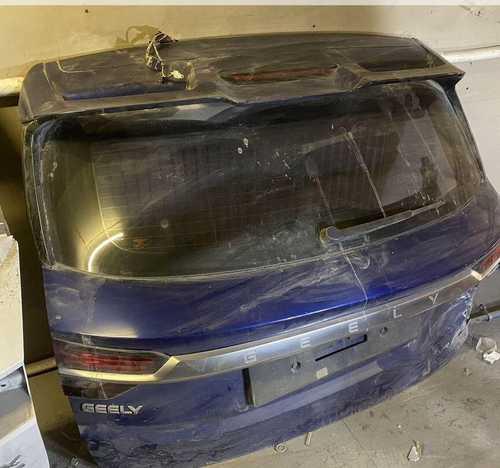 Крышка багажника geely coolray