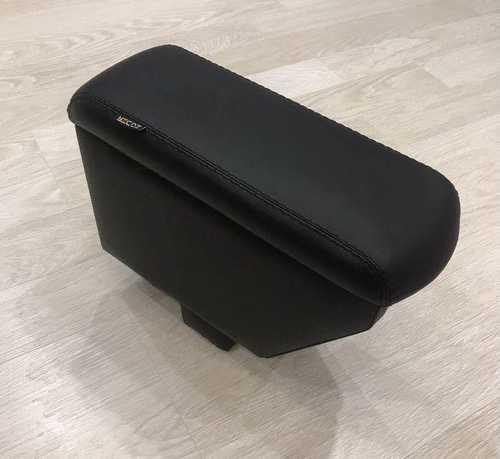 Подлокотник skoda rapid 2