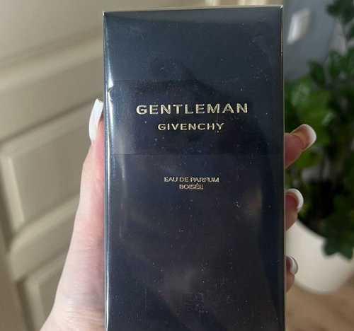 Givenchy gentleman eau de parfum boisee