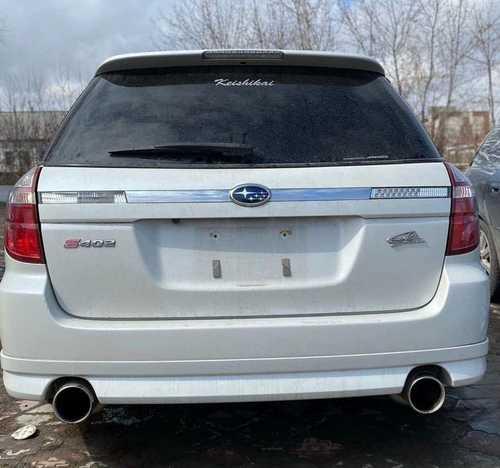 Крышка багажника subaru