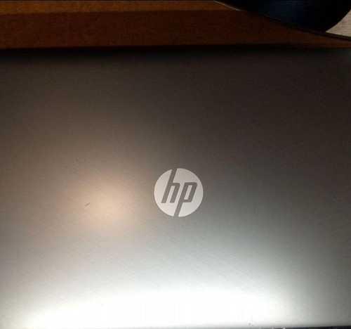 Ноутбук HP 15-r272ur