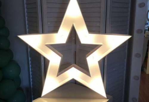 Звезда из пенокартона с лампочками