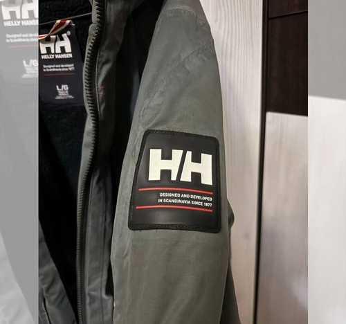 Куртка зимняя Helly Hansen