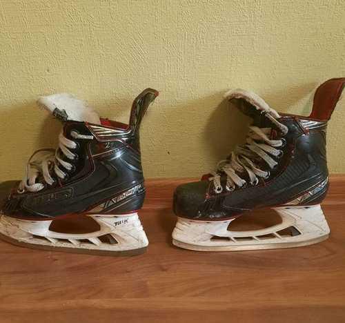 Хоккейные коньки bauer vapor х 2,7