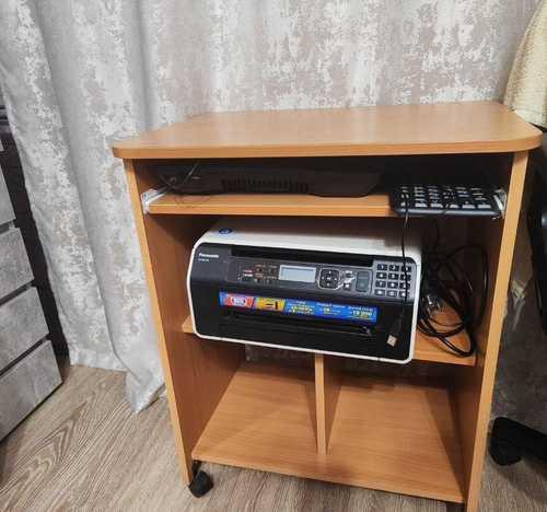 Стол для ноутбука