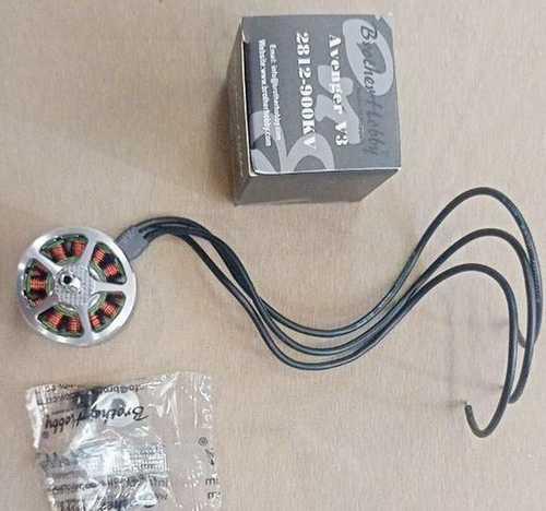 Мотор BrotherHobby Avenger 2812 V3 900KV