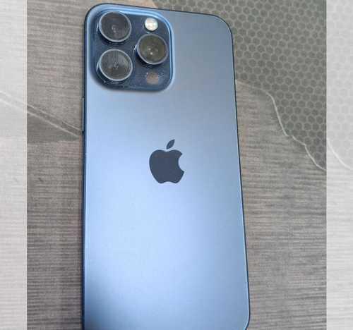 iPhone 15 Pro Max, 256 ГБ