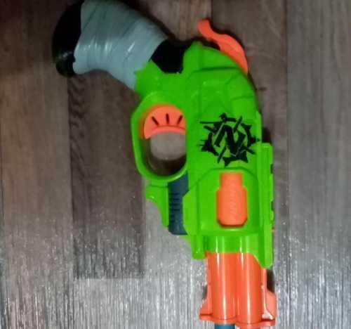 Продам пистолет nerf