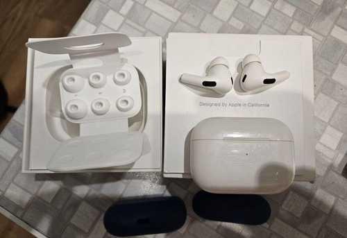 Apple AirPods Pro 2nd MagSafe ChargingCase