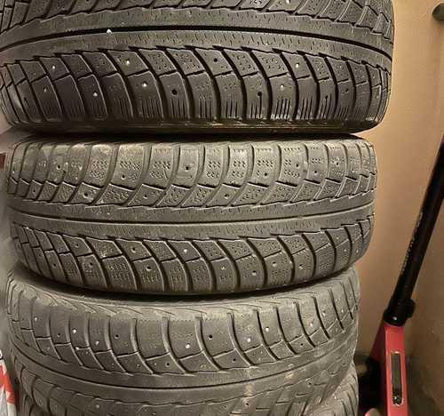 Gislaved Nord Frost 5 185/65 R15 88T
