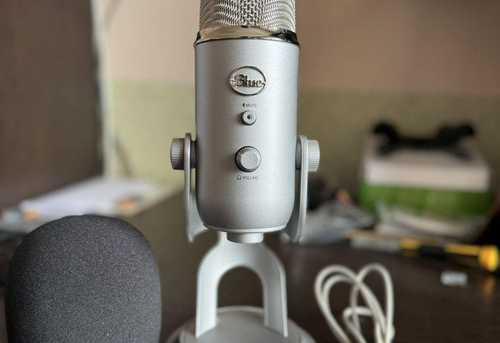 Микрофон Blue Yeti