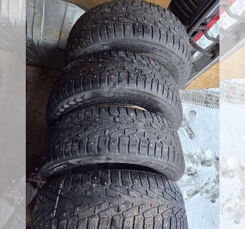 Nokian Tyres Hakkapeliitta 7 SUV 235/65 R17