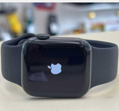 Смарт-часы Apple Watch Series 6 40mm