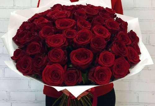 51 роза, большой букет из роз, красные розы