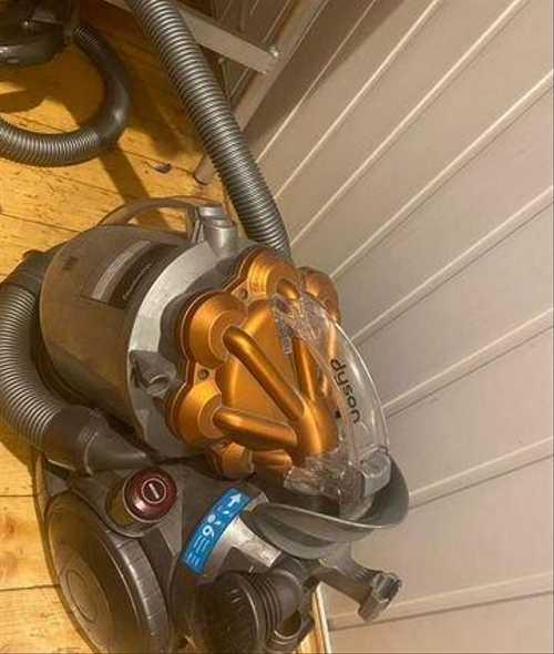 Пылесос бу dyson DC 20 animalpro