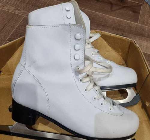 Коньки фигурные Power ice skate