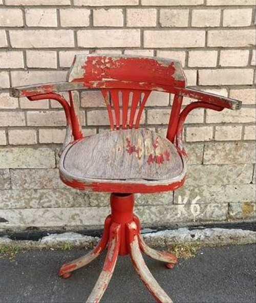 Винтажный винтовой стул