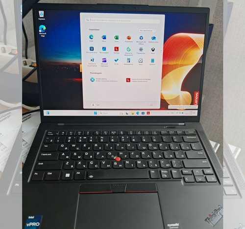 Продам Lenovo Thinkpad X1 Carbon gen 10