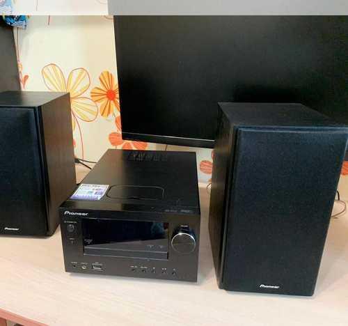 Музыкальный центр Pioneer X-HM71