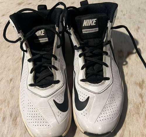 Кроссовки nike team hustle d7