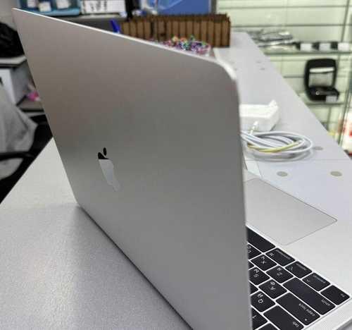 Apple macbook air