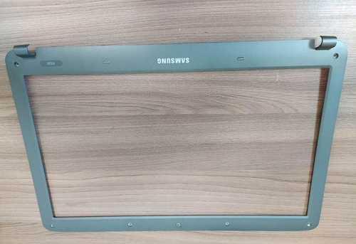 Рамка матрицы ноутбука Samsung R530