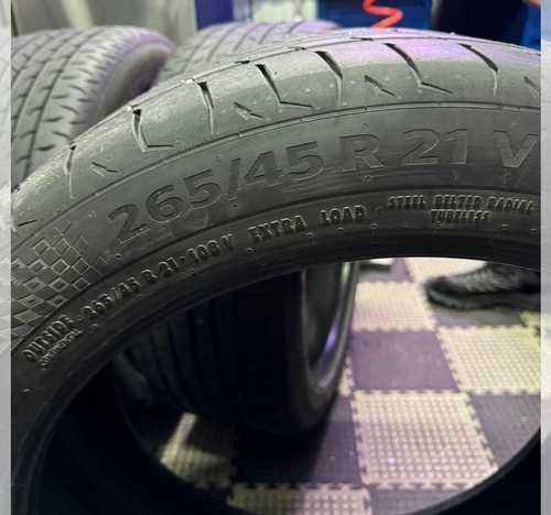 Continental MaxContact MC6 265/45 R21 108