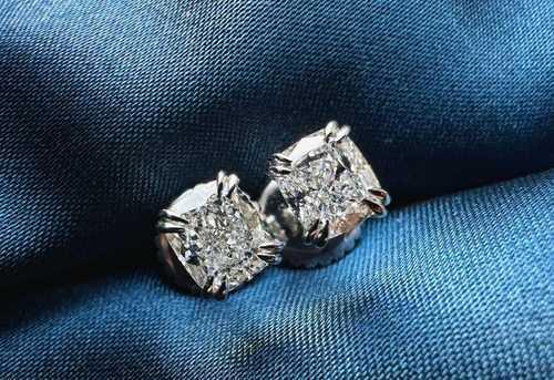 Золотые серьги-пусеты с природными бриллиантами